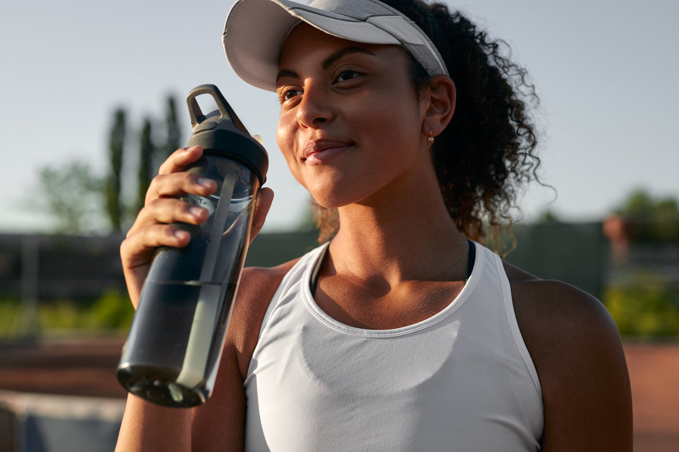 Hydration for Athletes: Unlocking Peak Performance with Fluids and Ele